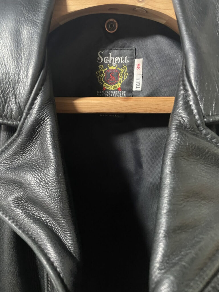 【schott 513UST】オールブラックのワンスターダブルライダースを紹介！荒々しいシボ革で不良っぽくキメる！ - スケオのアメカジ紹介ブログ